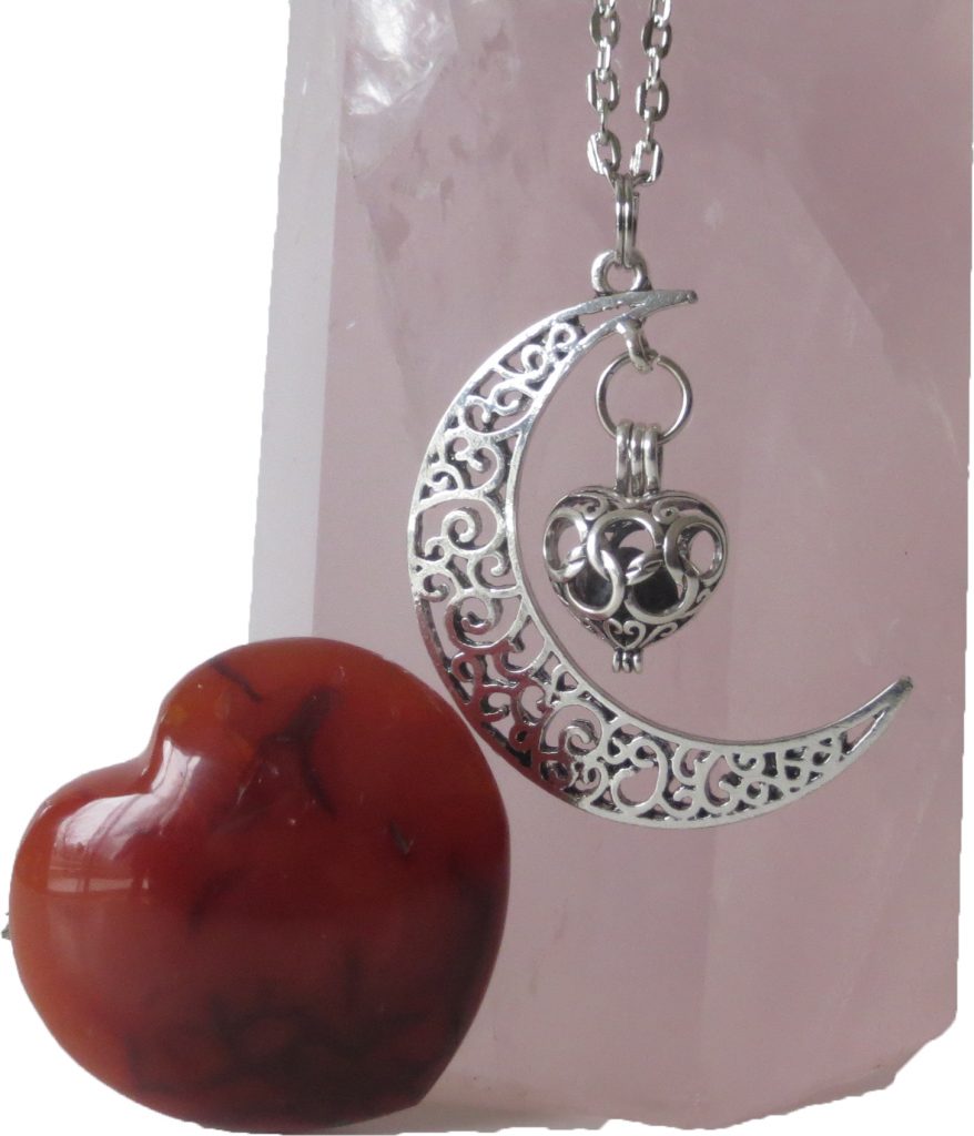 Moon Locket - Scenter of the Mind